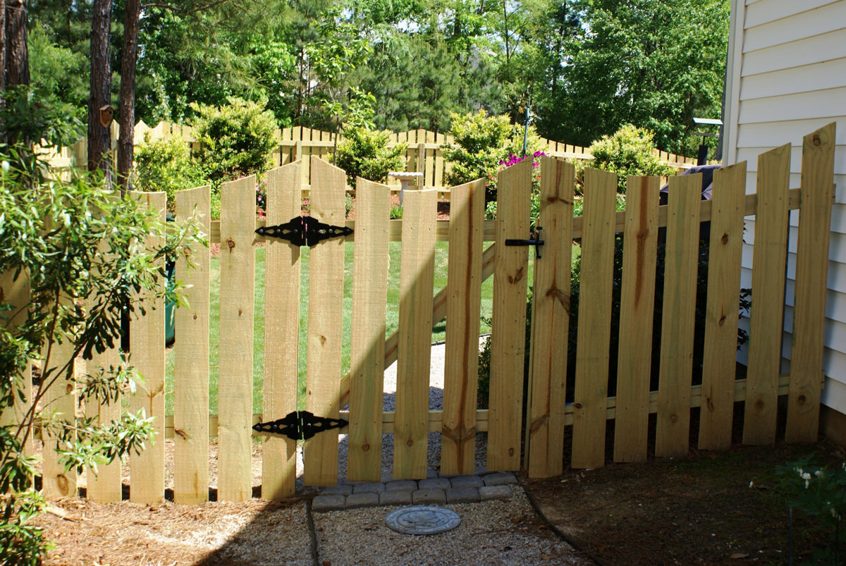 Wood Fence - Big Jerry's Fencing | Fence Company